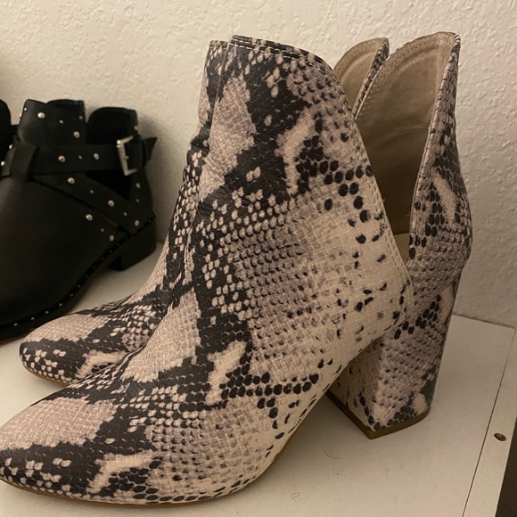 Steve Madden | Shoes | Steve Madden Booties | Poshmark